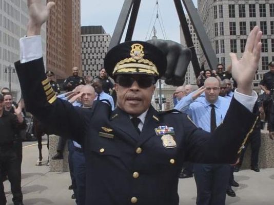 Detroit Police Bust Moves In ‘running Man Video