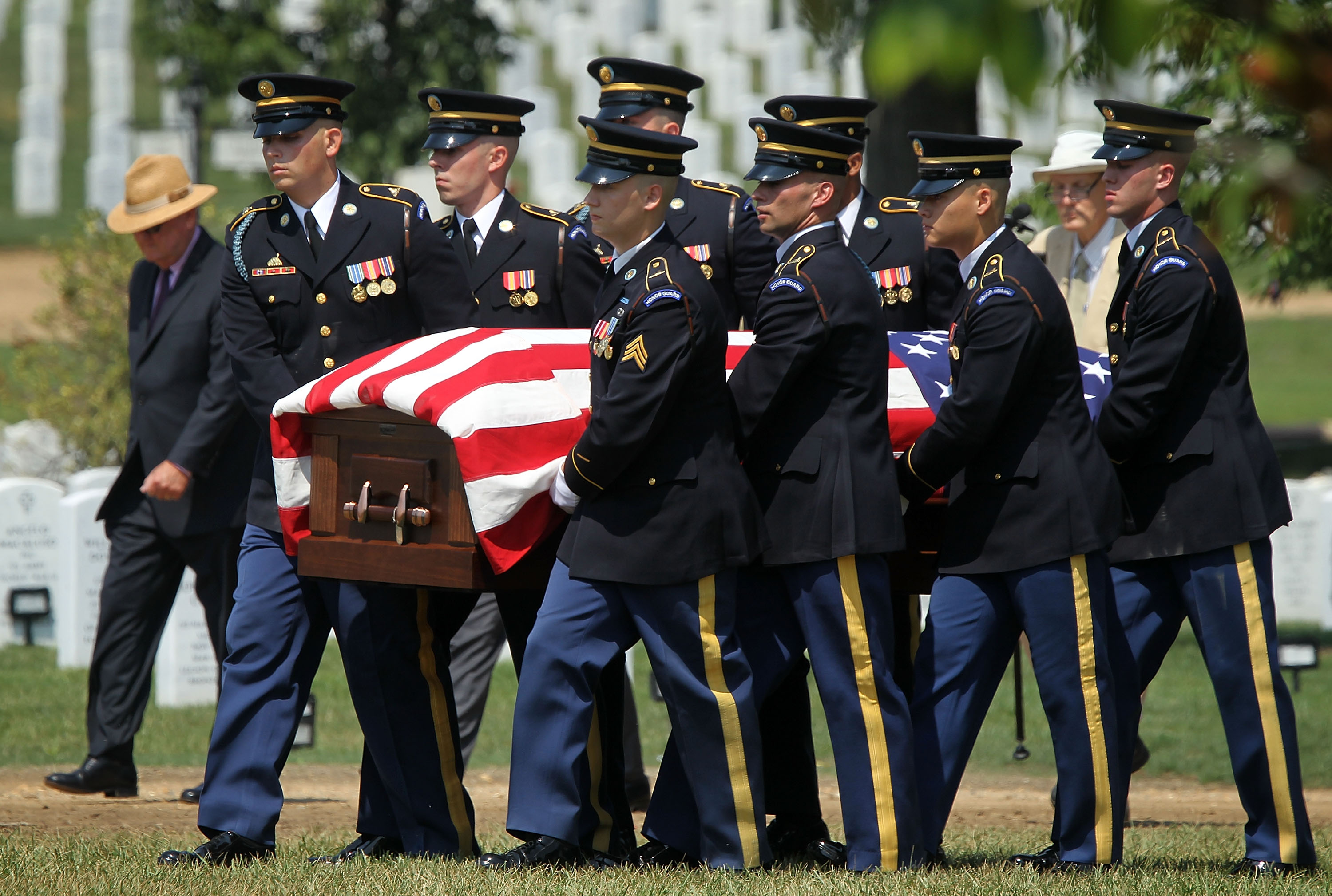 Military death benefits to be restored | wbir.com
