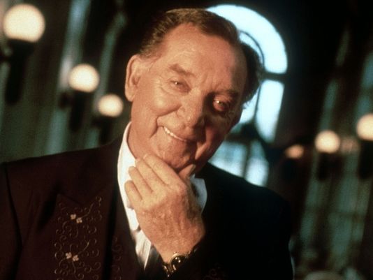 Ray Price, famed for his country shuffle, dies at 87 | wbir.com
