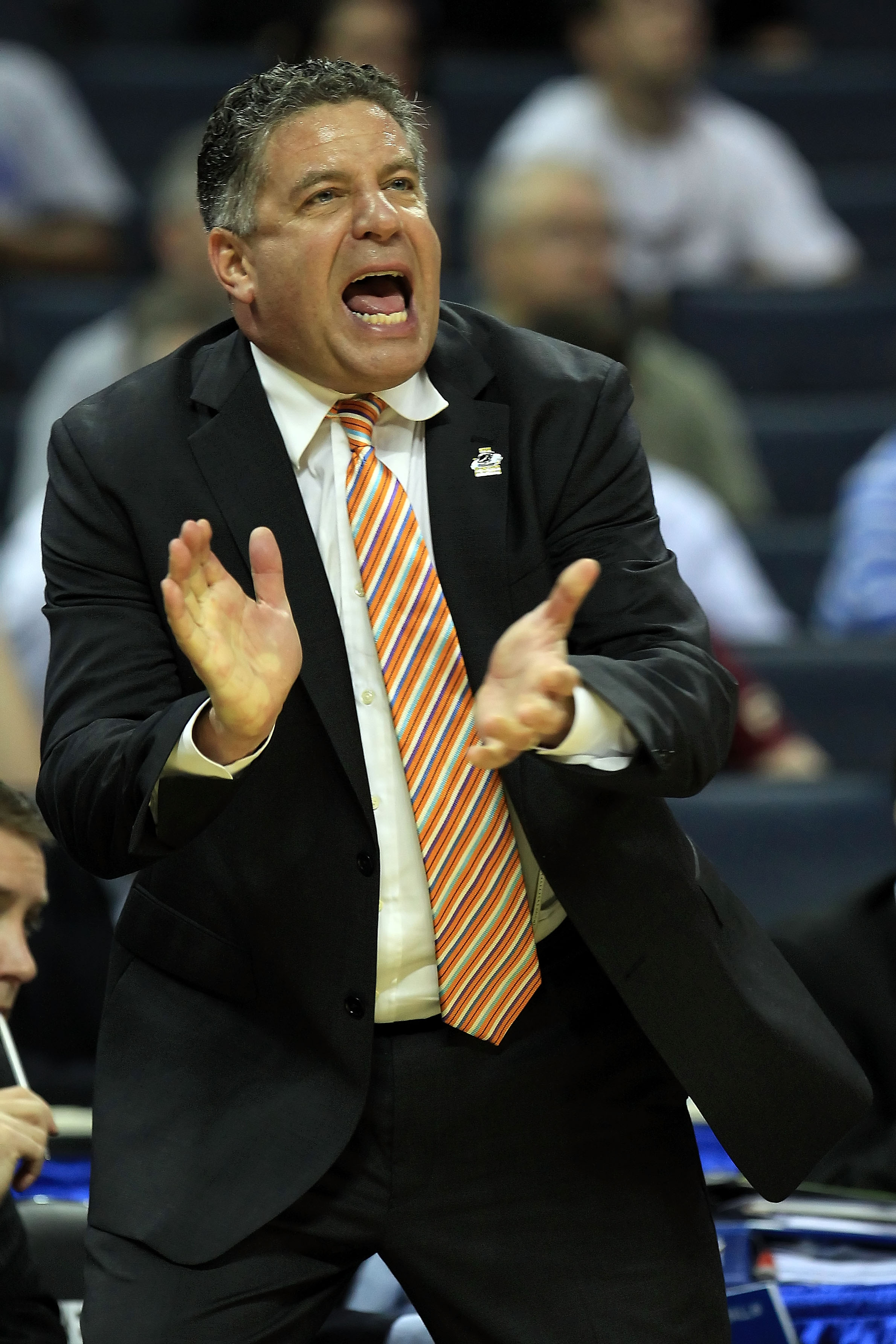 Bruce is back in the SEC-- will coach at Auburn | wbir.com