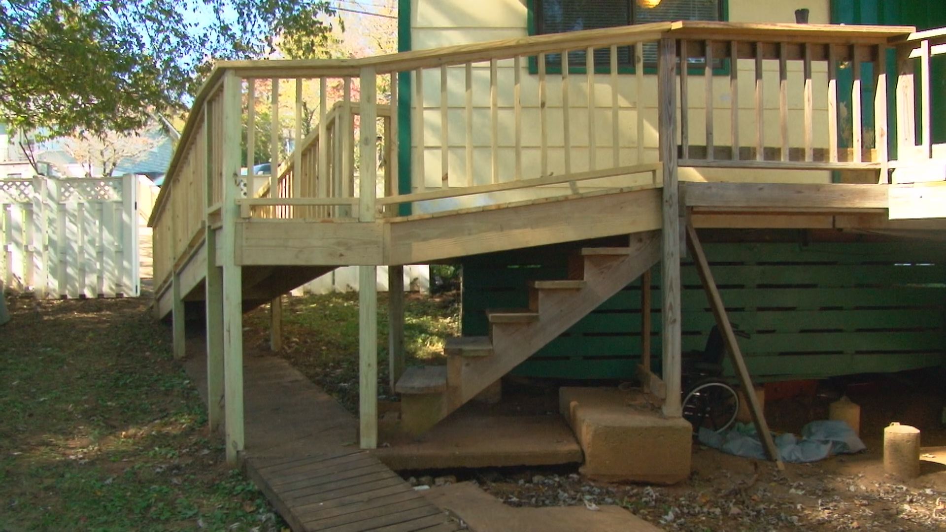 Brothers with dwarfism appreciate their new ramp | wbir.com