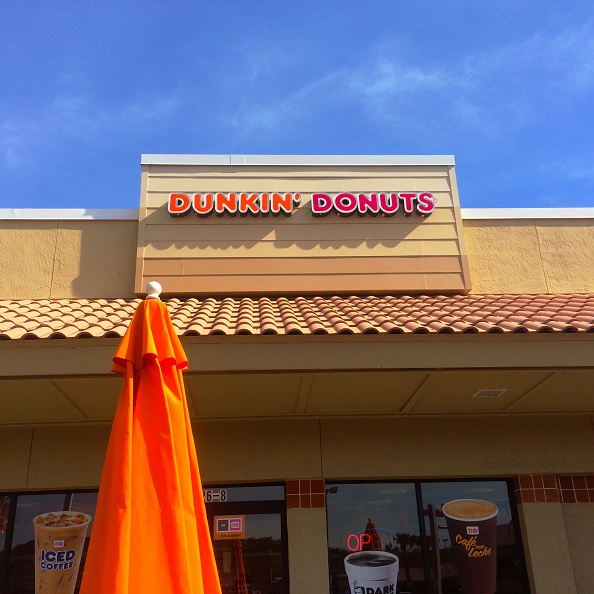 New Dunkin Donuts opens in south Knoxville | wbir.com