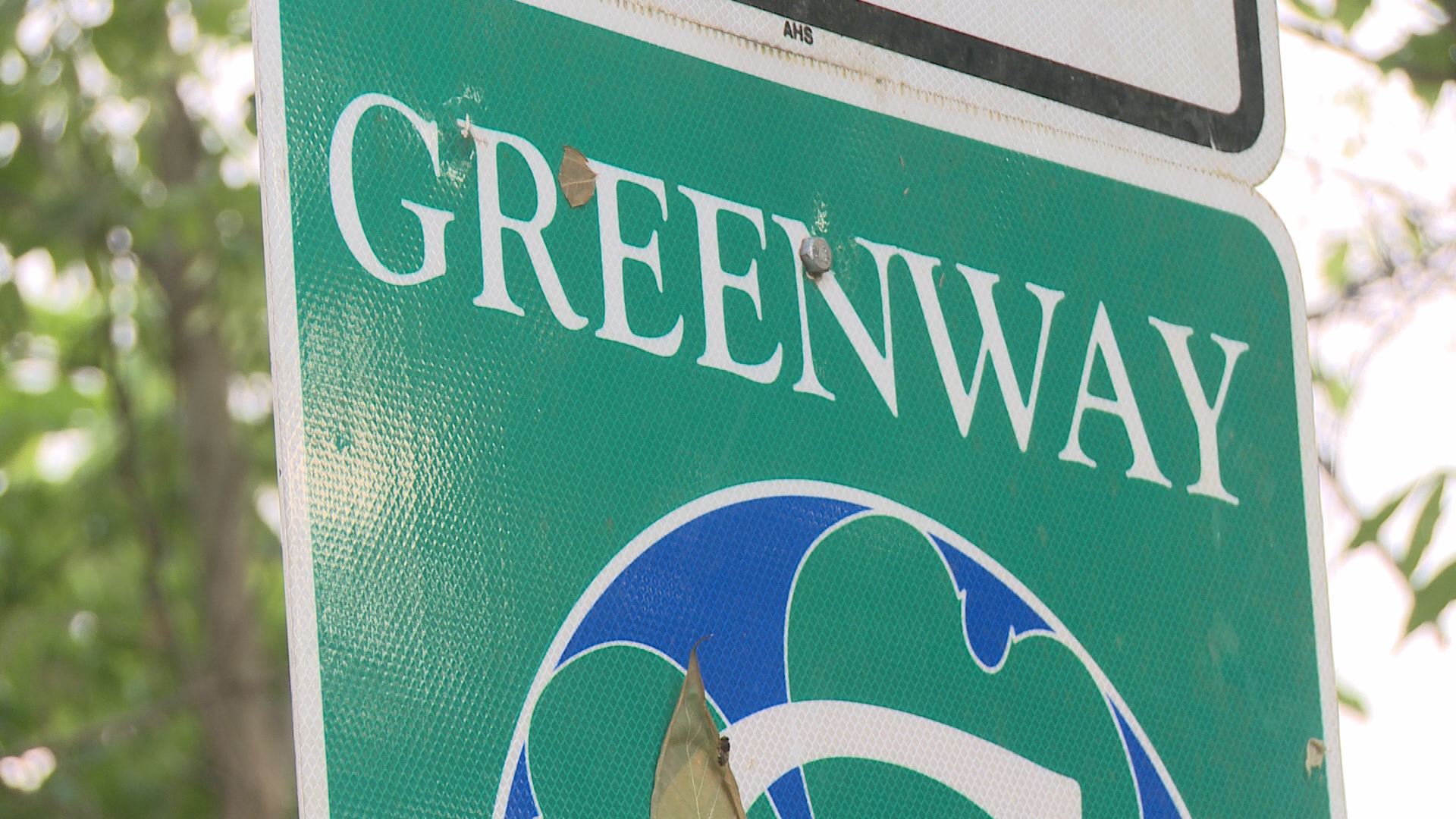 Many greenway visitors not scared away by fatal stabbing | wbir.com
