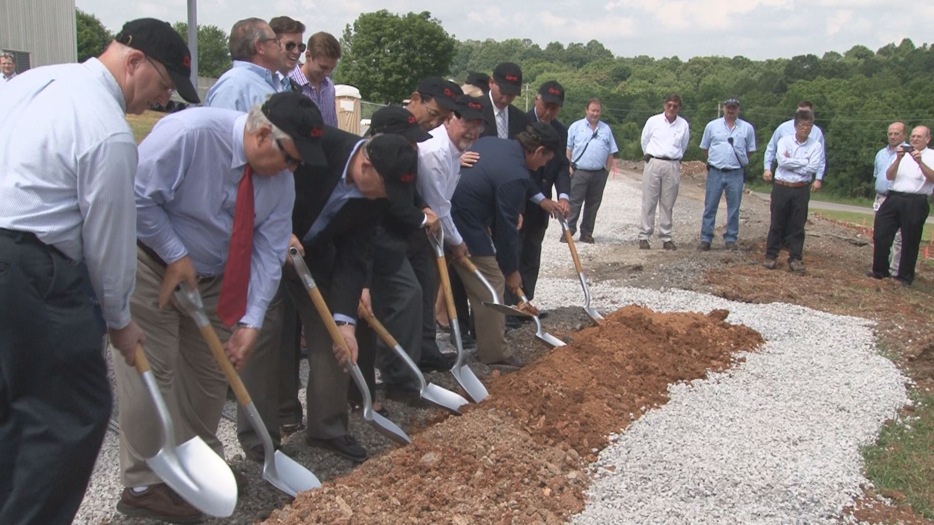 Carlex Glass expands in Vonore, adds 50 new jobs | wbir.com