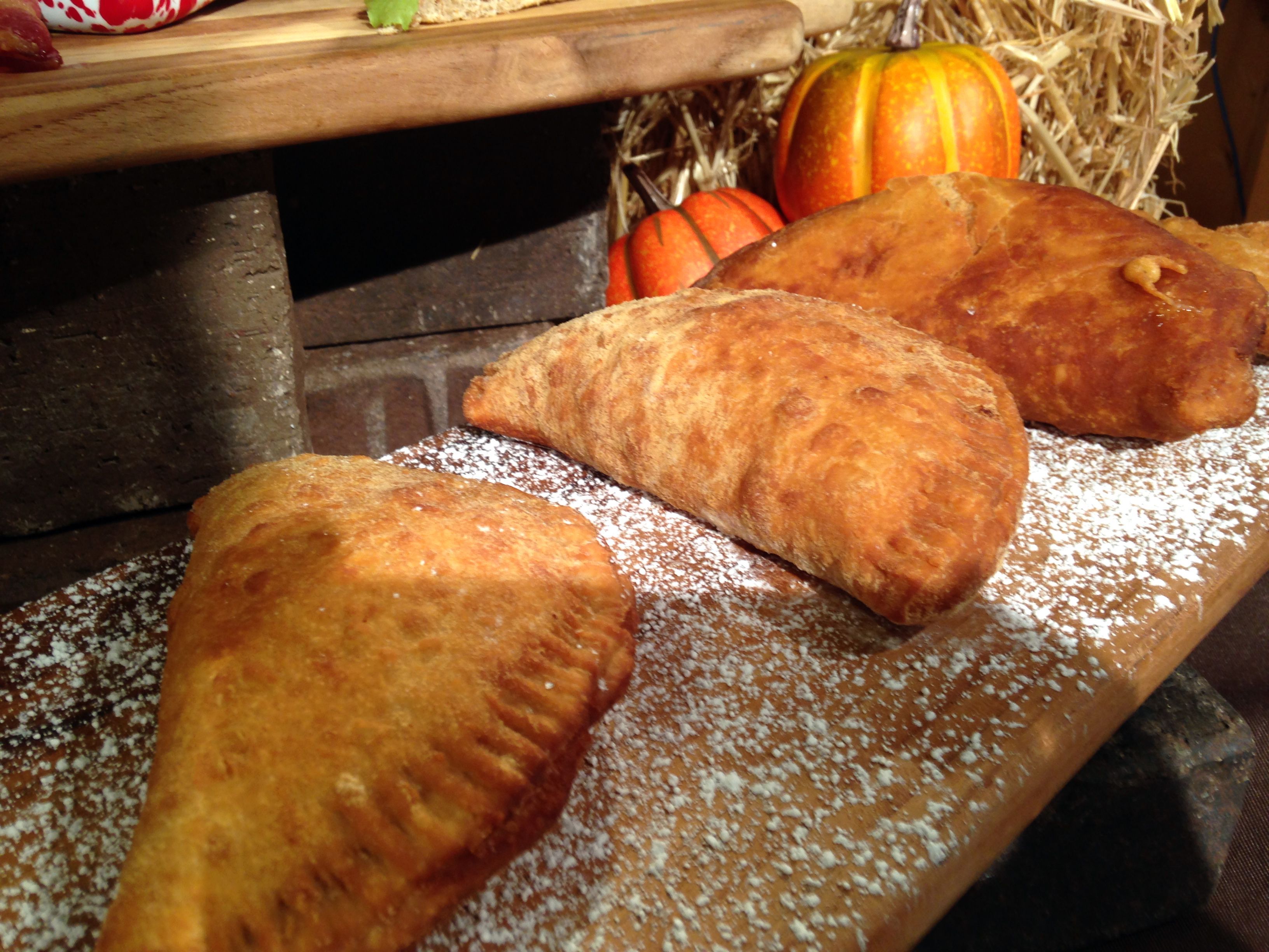 Dollywood's Fried Apple Pies | wbir.com