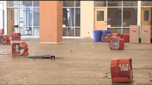 Burst sprinkler damages thousands of books in UTC library | wbir.com