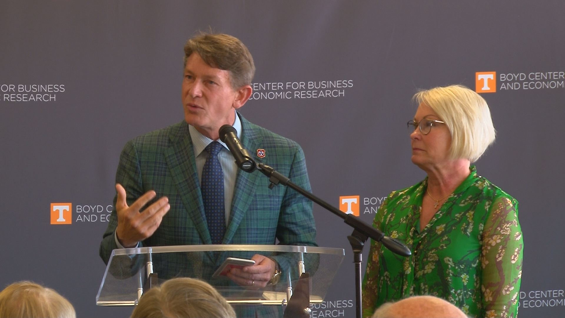 State leaders dedicate economic center on UT campus to Randy Boyd ...