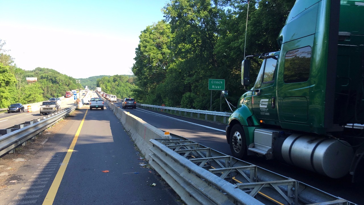Bridge work causing traffic delays on I-40 & I-75 | wbir.com