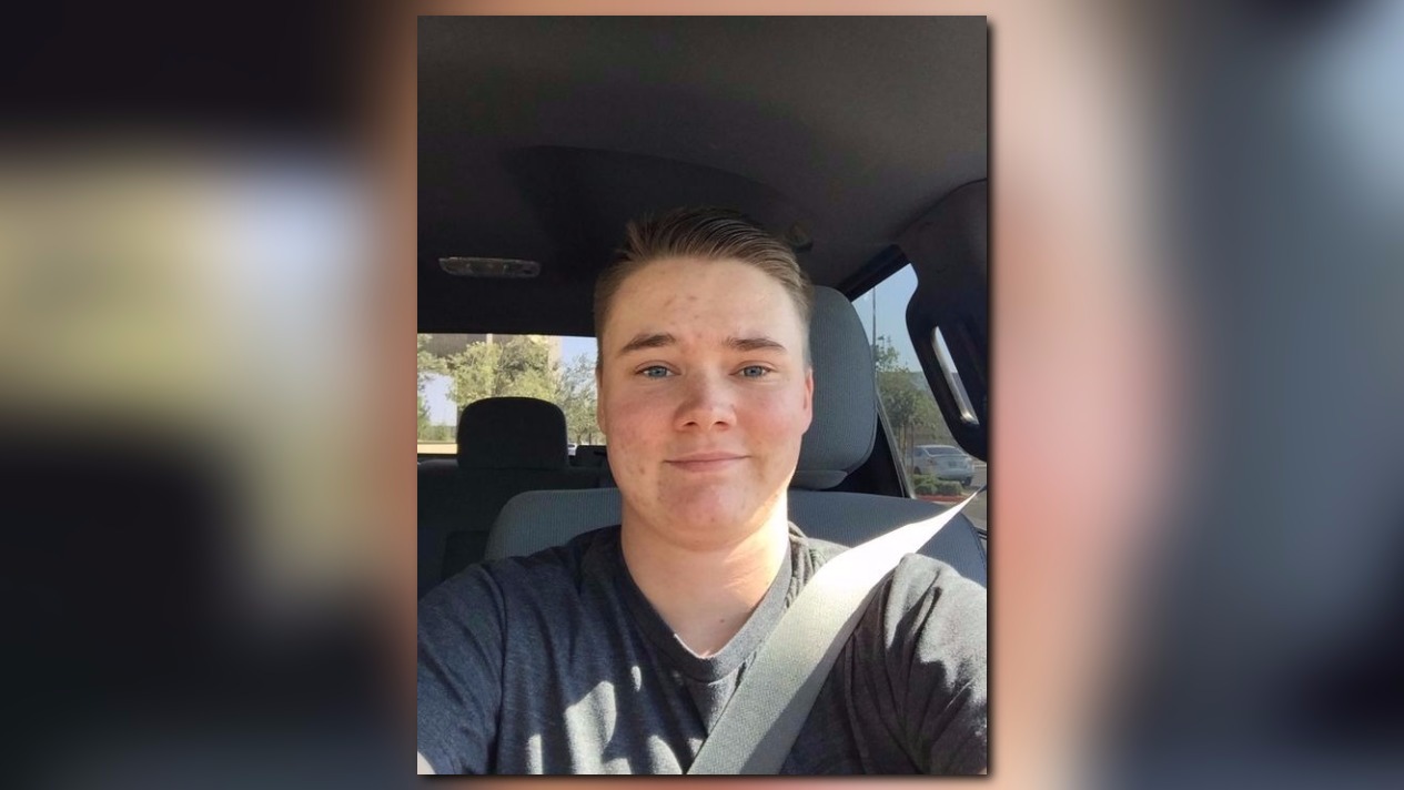 Love at first sight for a daughter turned son | wgrz.com