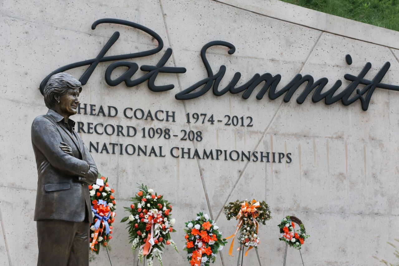 Pat Summitt's legendary delivery: A flight to Tennessee in labor | wbir.com