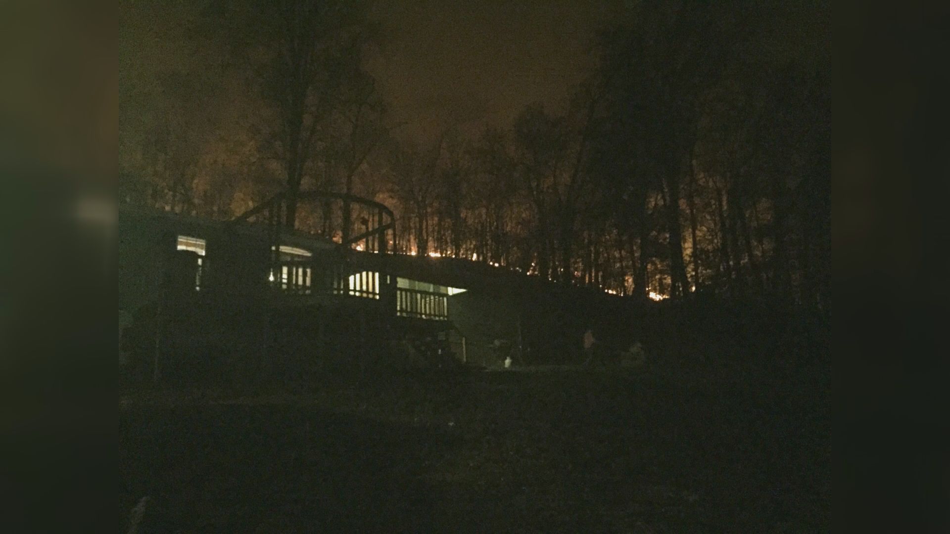 Rain slows wildfire creeping towards homes in Walland | wbir.com