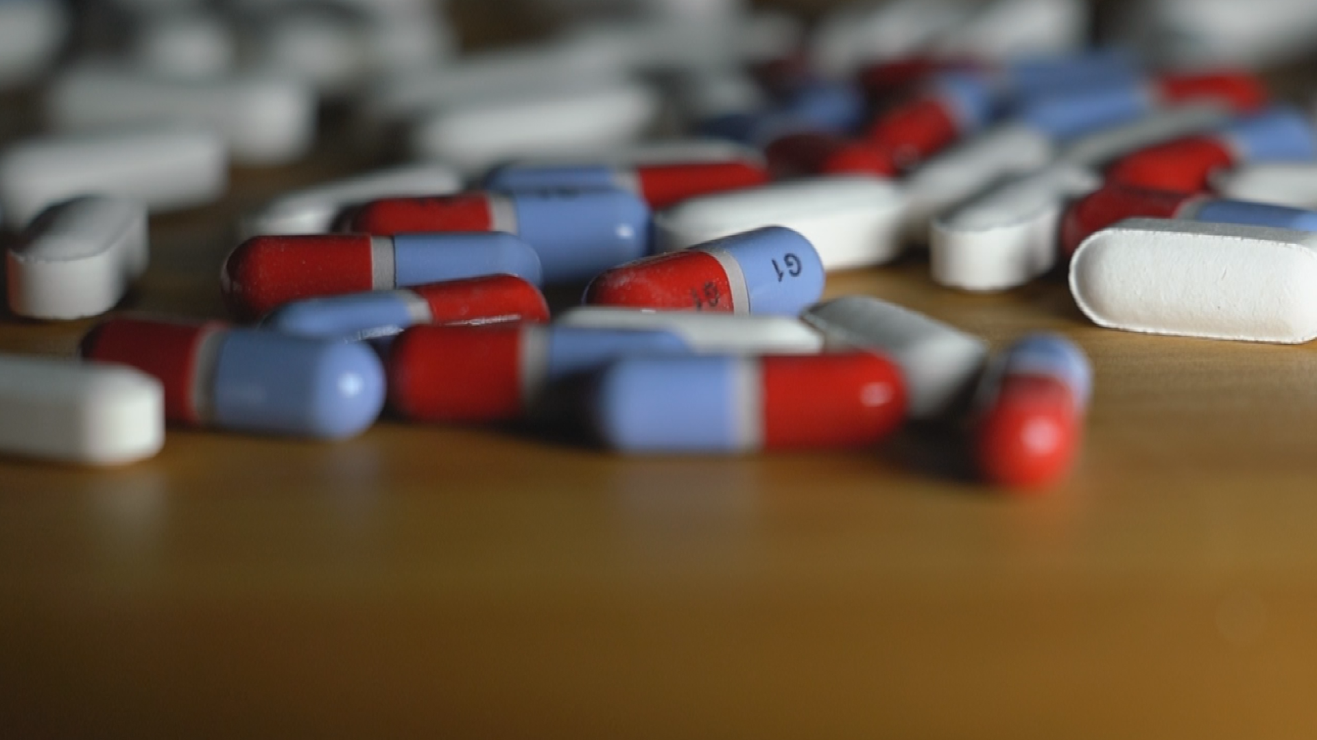 Officials warn of 'tsunami' of fake medications coming into U.S ...